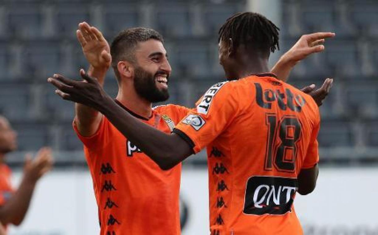 Kaveh Rezaei signe un nouveau contrat de 4 ans avec le Sporting de ...