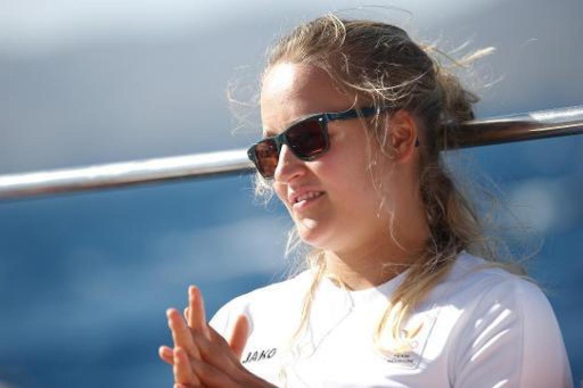 Emma Plasschaert championne du monde de voile - Metrotime