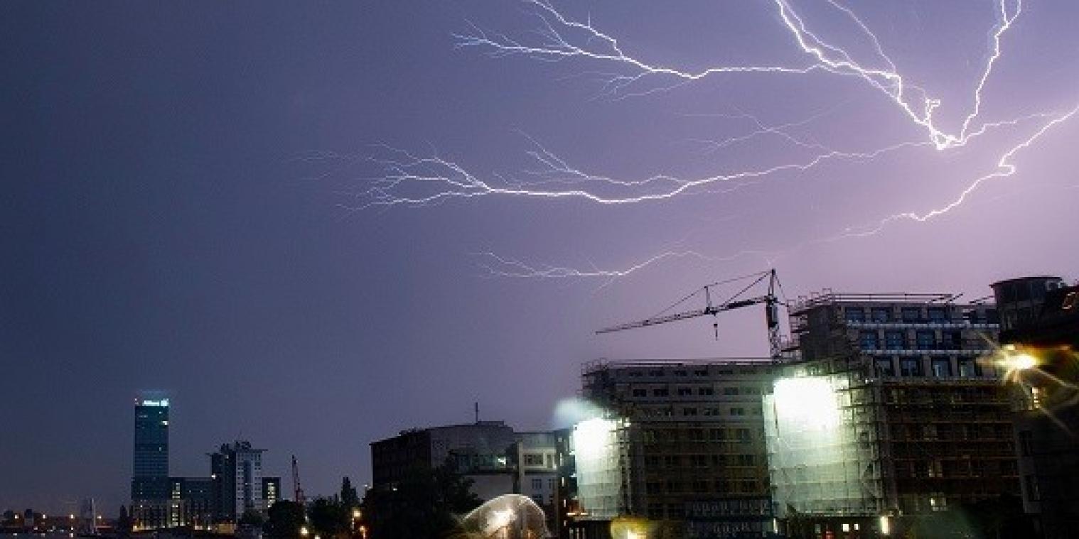 Un temps lourd et instable ce vendredi avant un week-end plus frais ...