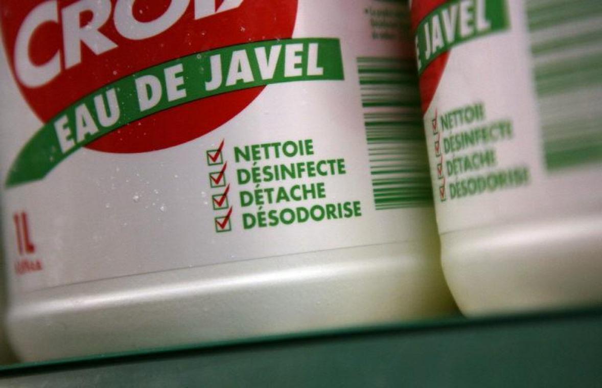 Les Etats-Unis obligés d'interdire un "traitement miracle" à base d'eau ...
