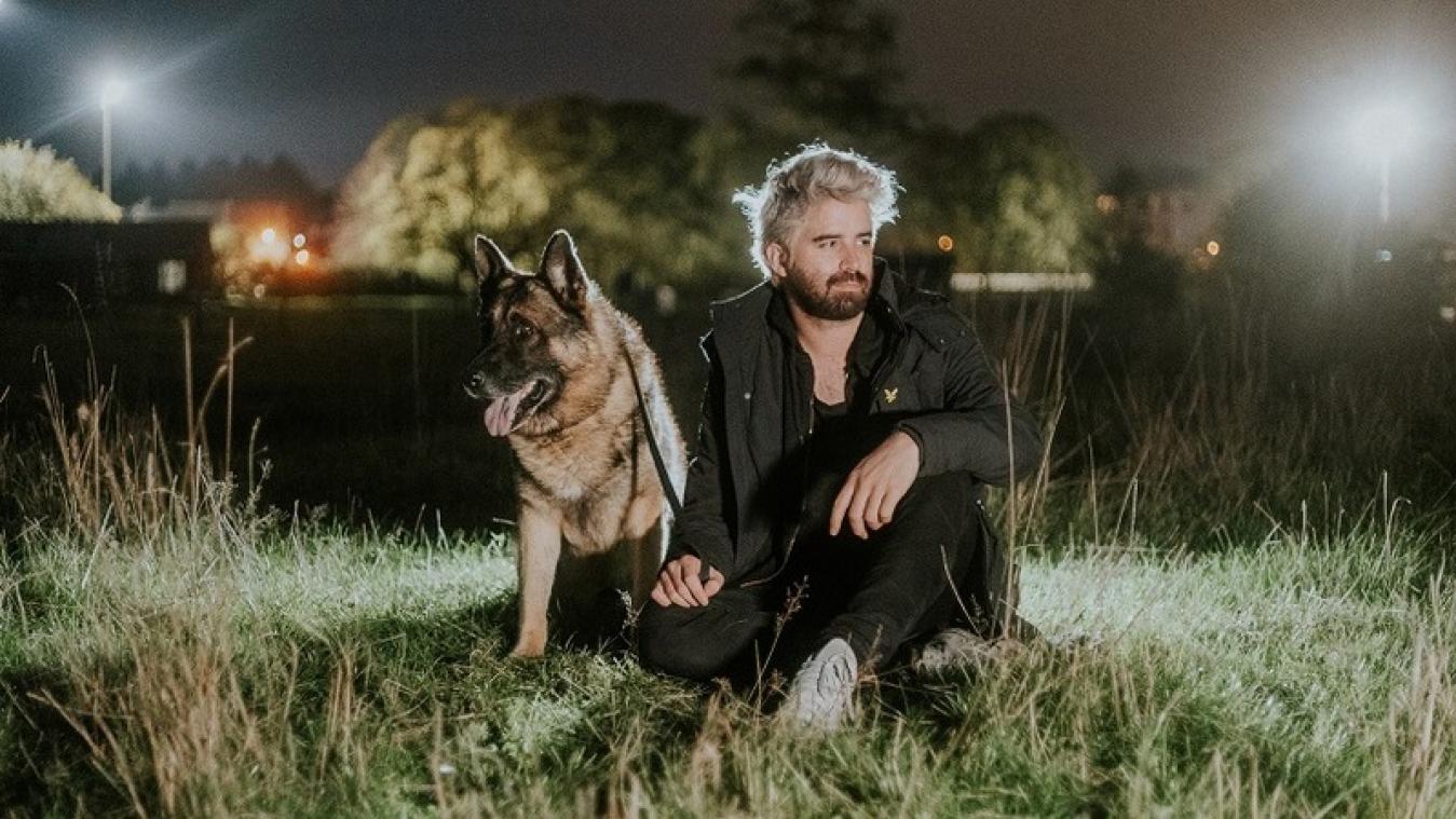 VIDEO. Le clip d'Okamy vous propose d'adopter des chiens - Metrotime