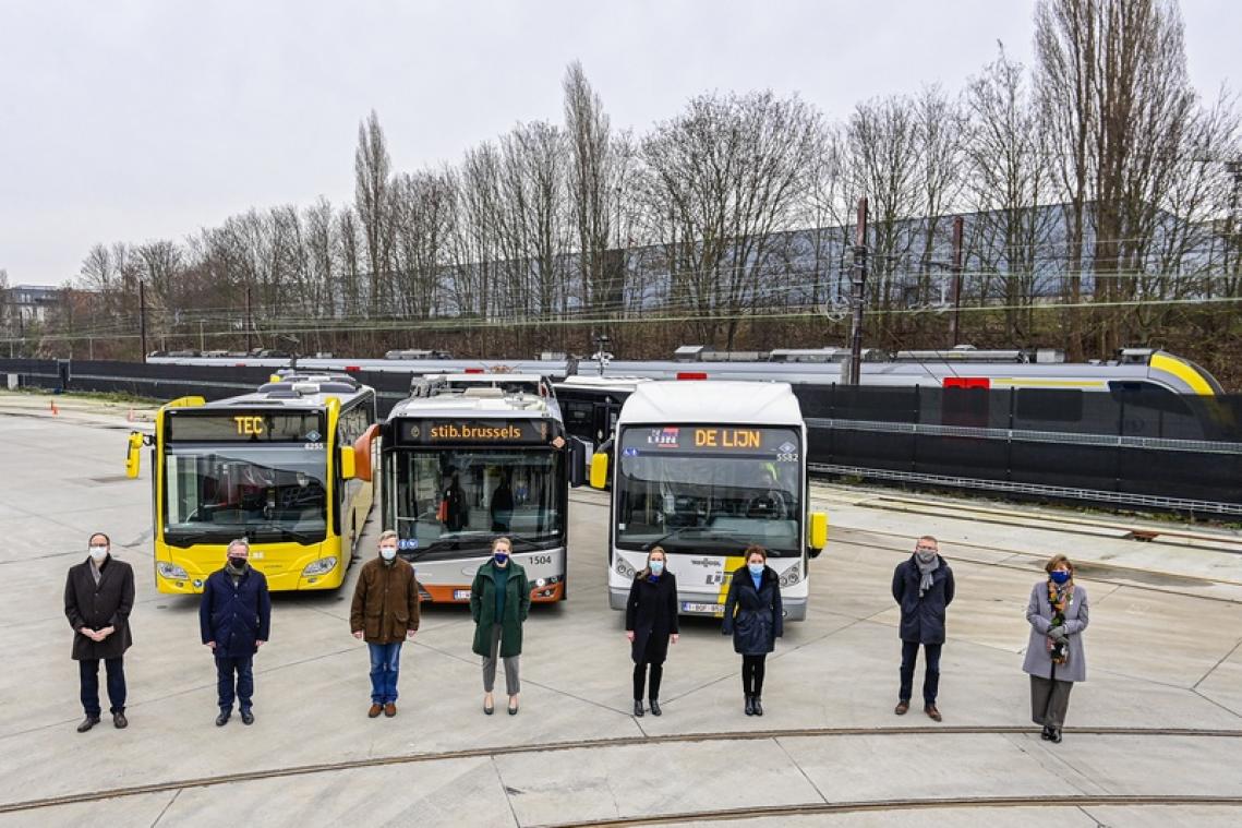 Le ticket "Brupass" combinant Stib, Tec, De Lijn et SNCB, disponible ...