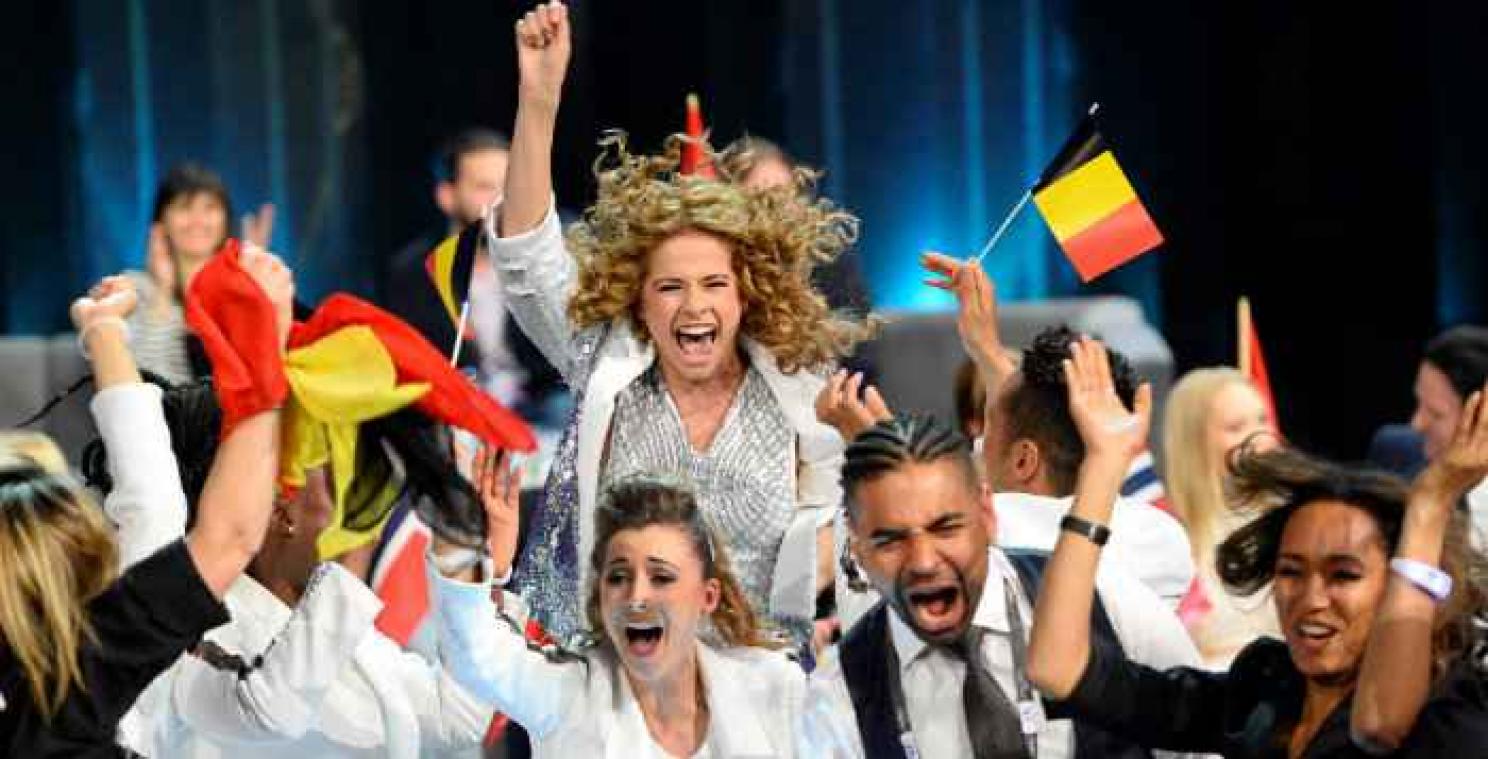 Eurovision: La chanteuse belge Laura Tesoro ouvrira la finale - Metrotime