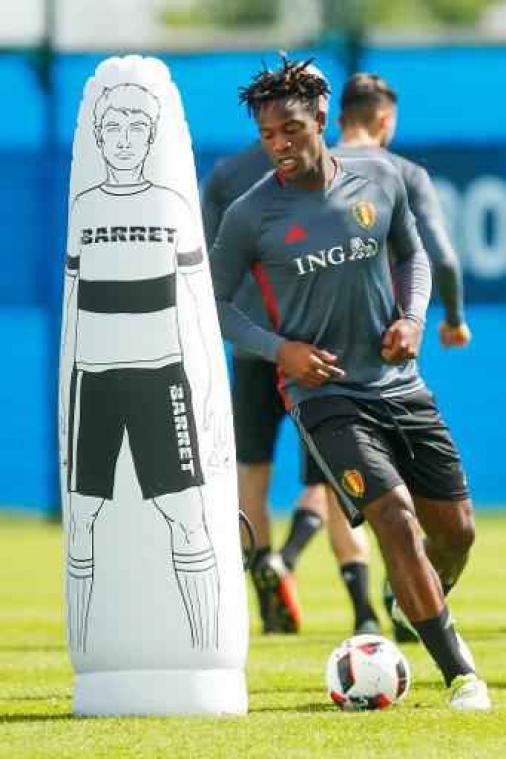 Diables Rouges - Pas de point-presse pour Michy Batshuayi mercredi ...