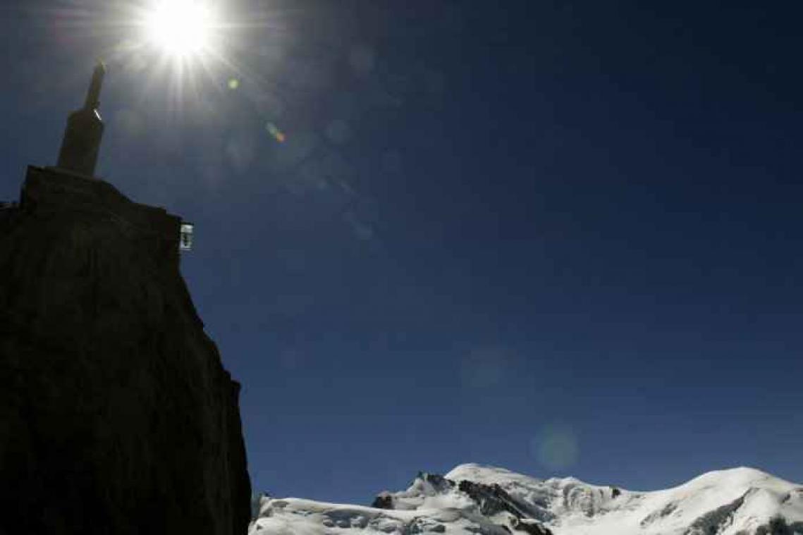 VIDEO. Un impressionnant accident de base jump - Metrotime
