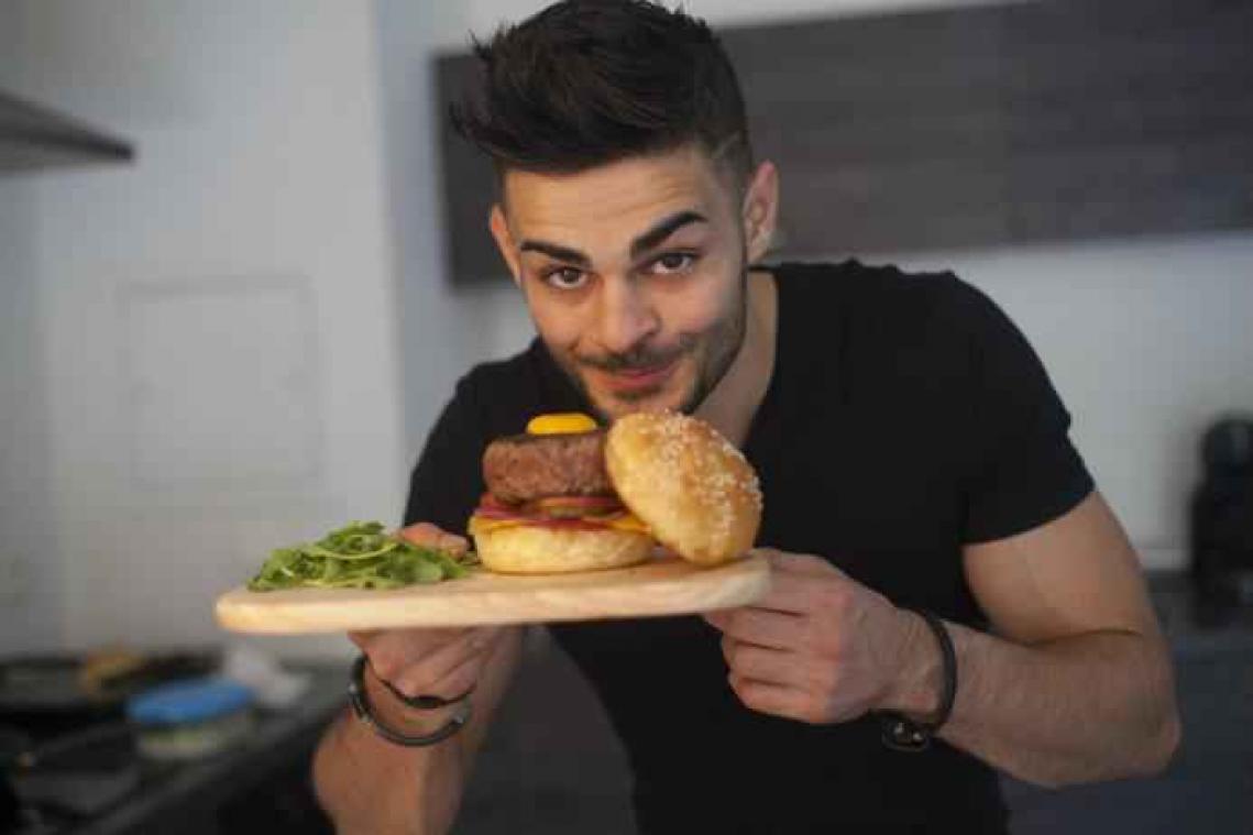 Charles Gilles-Compagnon: De passionné de cuisine à Youtubeur célèbre ...