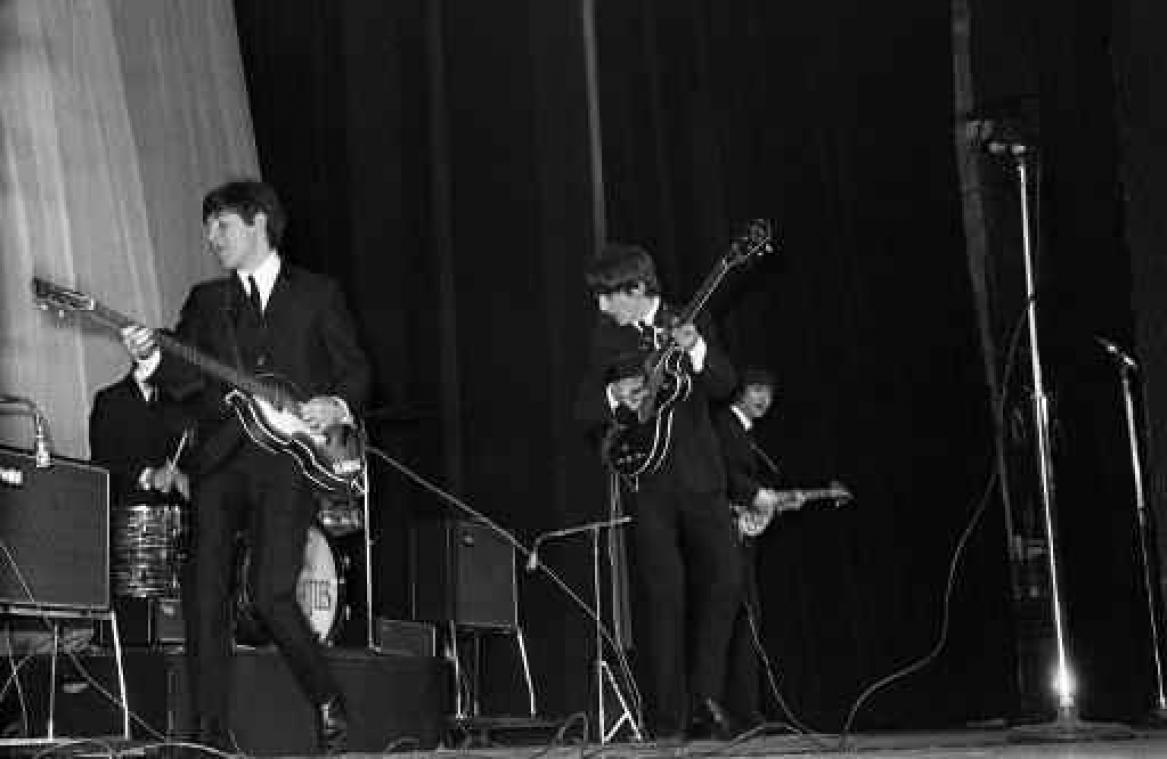 Le premier manager et découvreur des Beatles est décédé à 86 ans ...