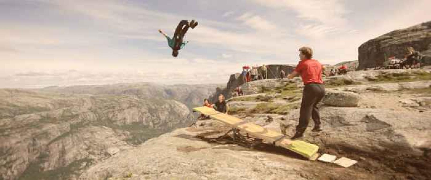 Basejump : Sensations fortes dans les fjords - Metrotime