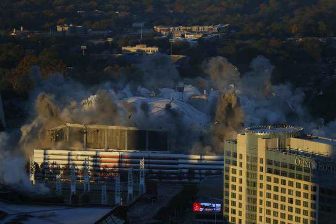 VIDEO. Les images impressionnantes de la destruction du Georgia Dome d ...