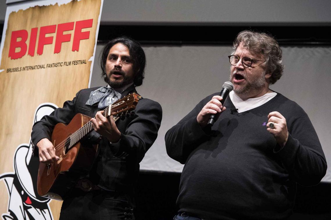 Guillermo del Toro a bien chanté une chanson pour les fans du Bifff ...