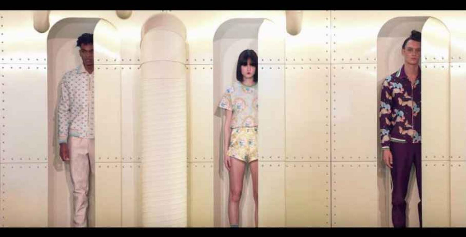 Stromae diffuse son nouveau clip "Défiler" - Metrotime