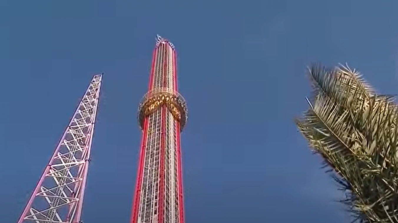 Drame dans un parc d’attractions: un ado de 14 ans tombe de la «plus haute tour de chute libre ...