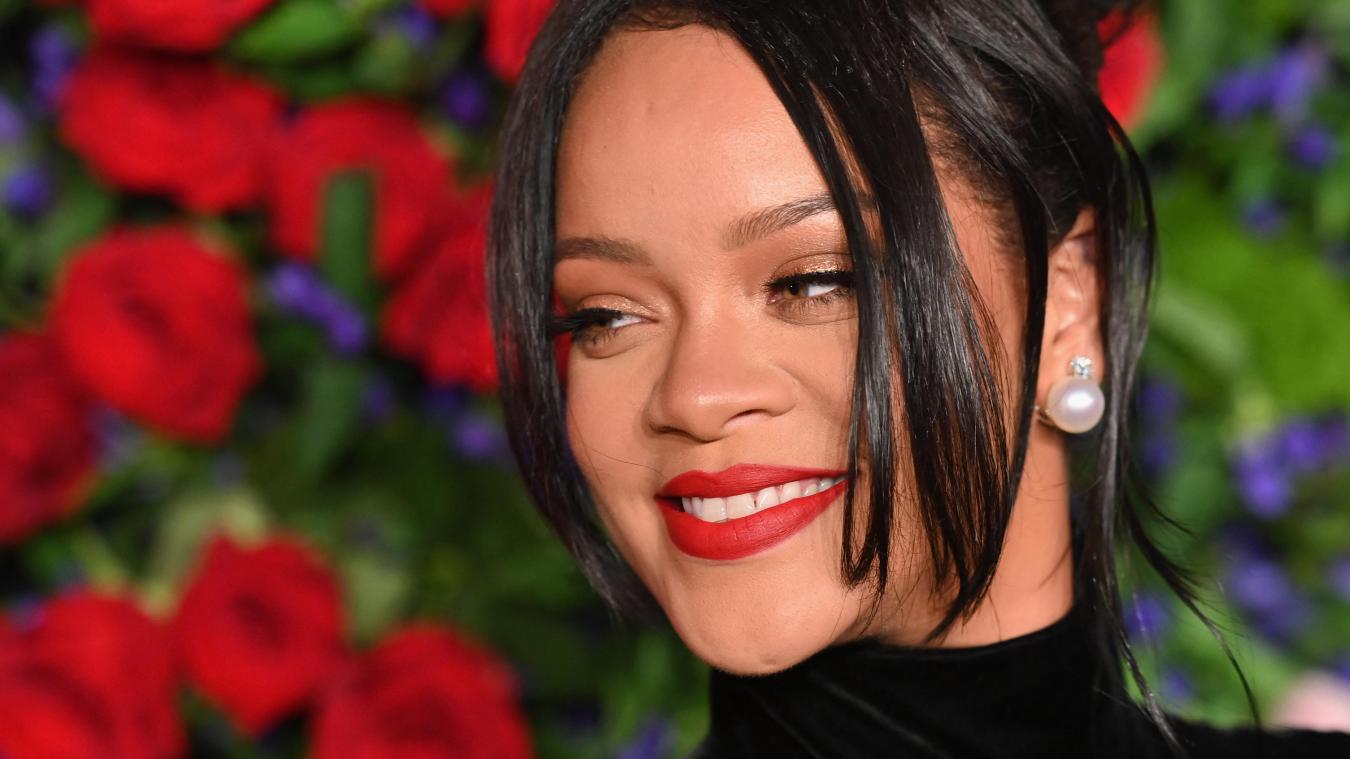 Rihanna de retour sur scène pour la mi-temps du Super Bowl - Metrotime