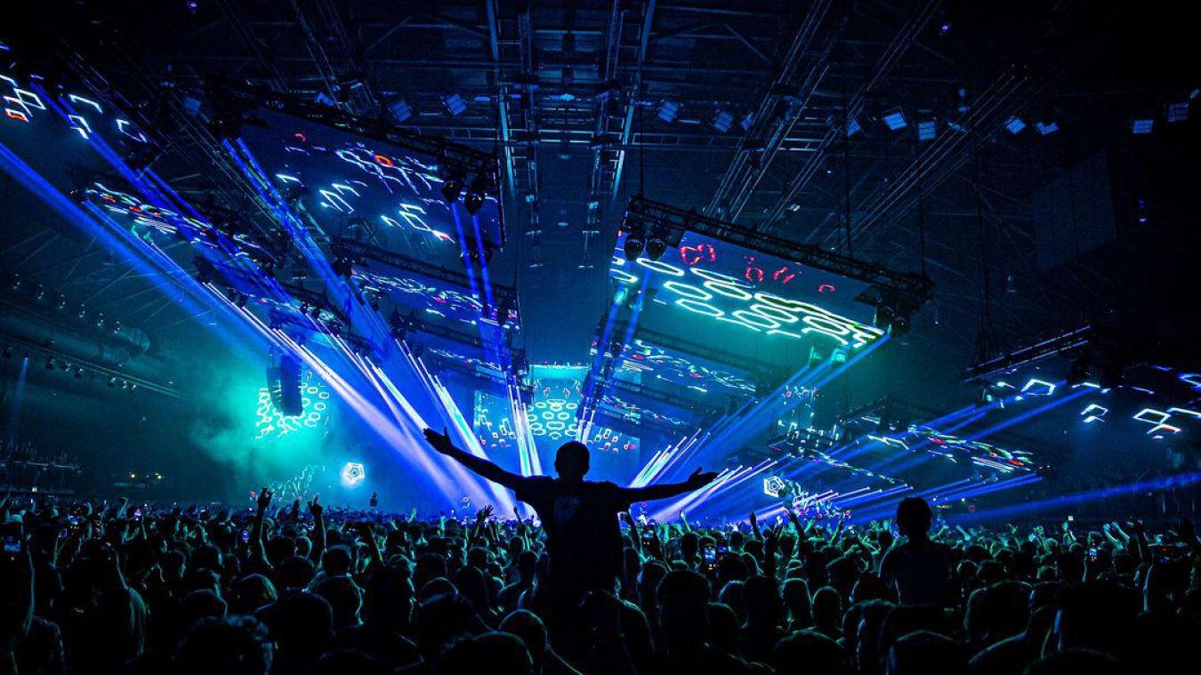 Pourquoi la Rave Rebels, la plus grande rave de Belgique, est si ...