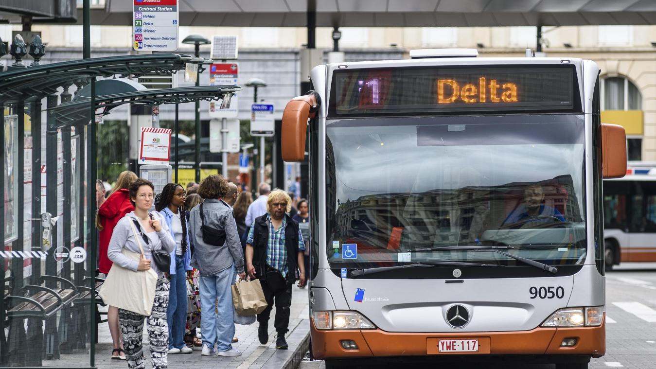 Bruxelles: la Stib porte plainte après qu’un chauffeur de bus ait été ...