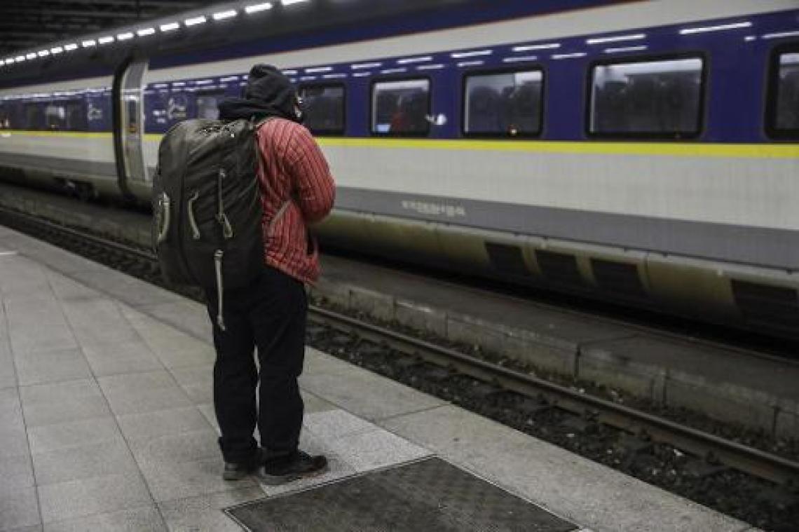 Treinstaking - Eén op de drie treinen rijdt tijdens 24 urenstaking ...