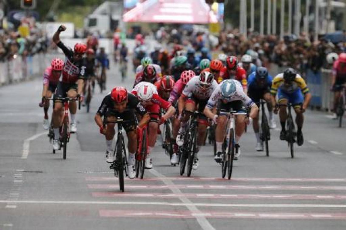 Caleb Ewan sprint in eigen land naar de zege - Metrotime