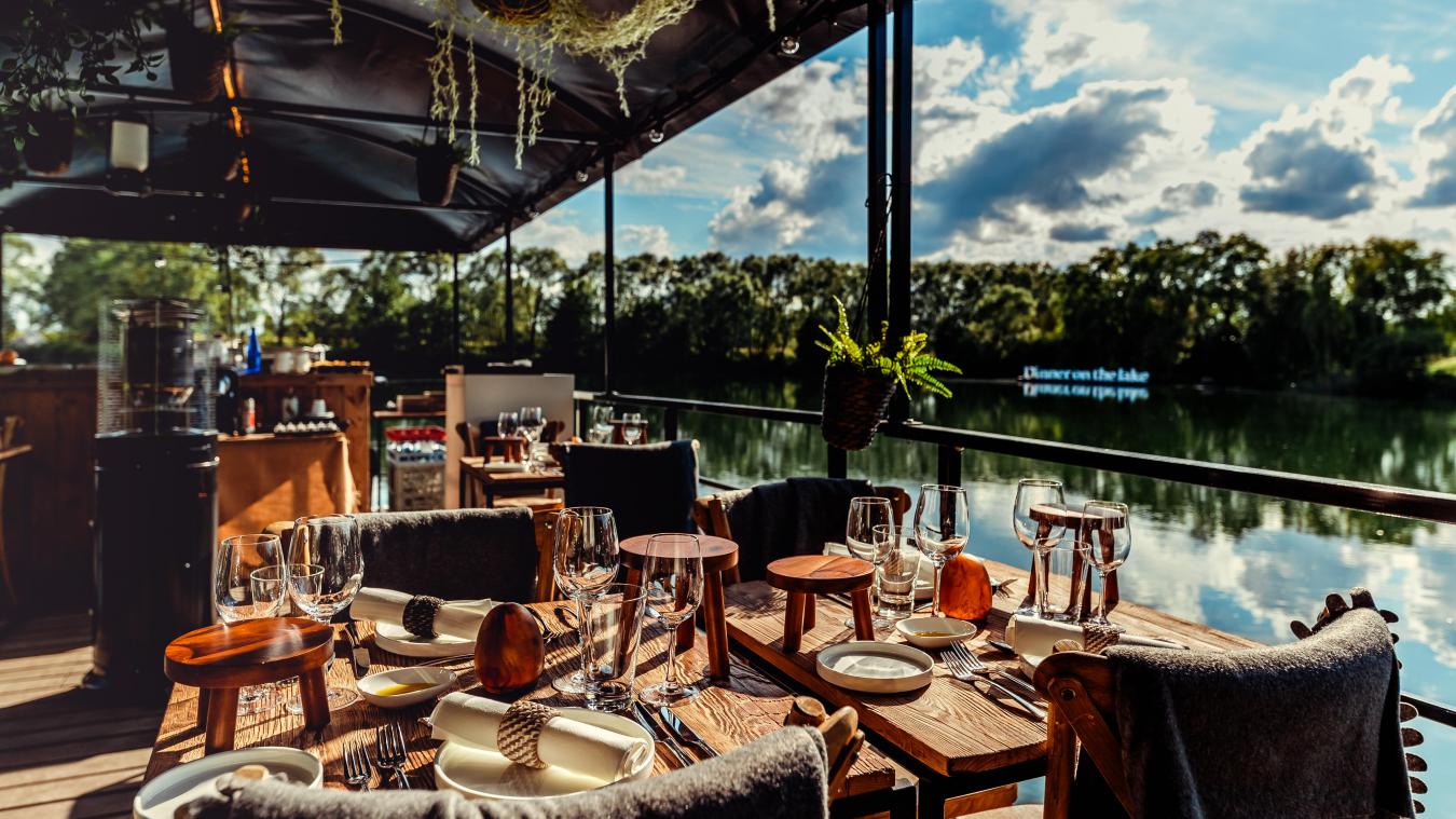 Deze vier recepten katapulteren je rechtstreeks naar Dinner on the Lake ...