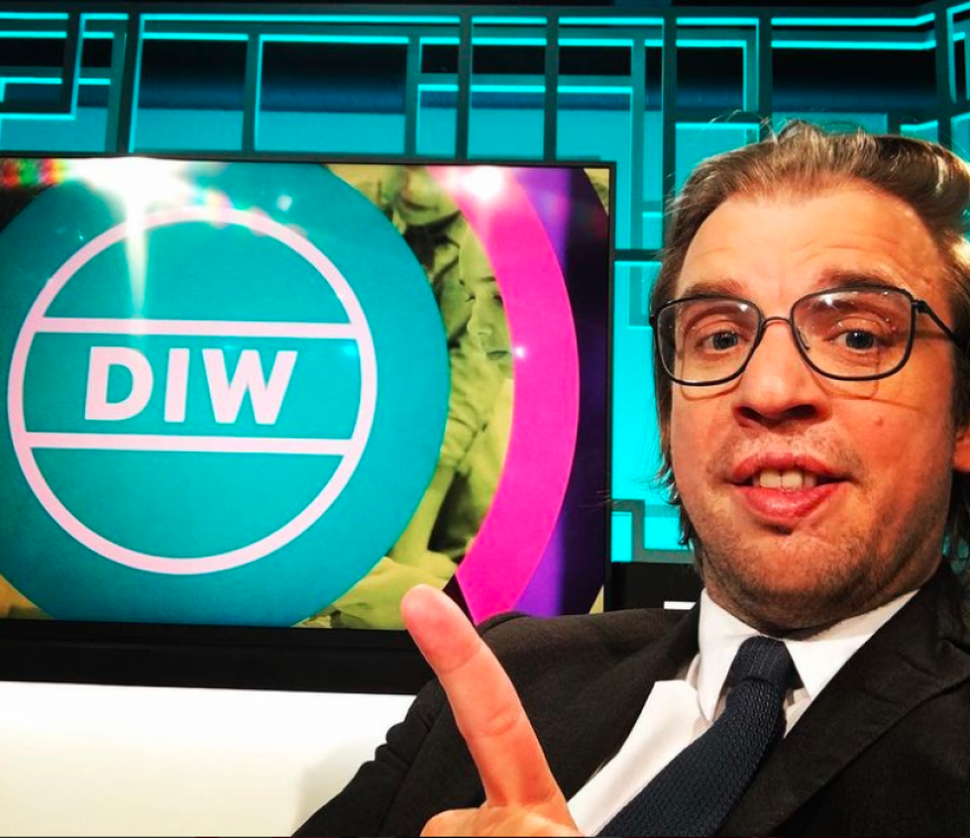 Jan Jaap Van der Wal stopt in mei als presentator van ‘De Ideale Wereld ...