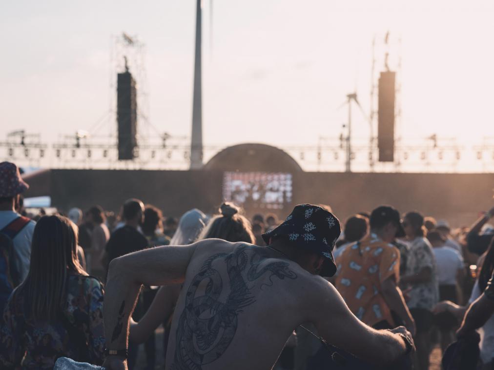 Kate Bush op gabber, de wereldklasse van Angèle en broeierige raves ...