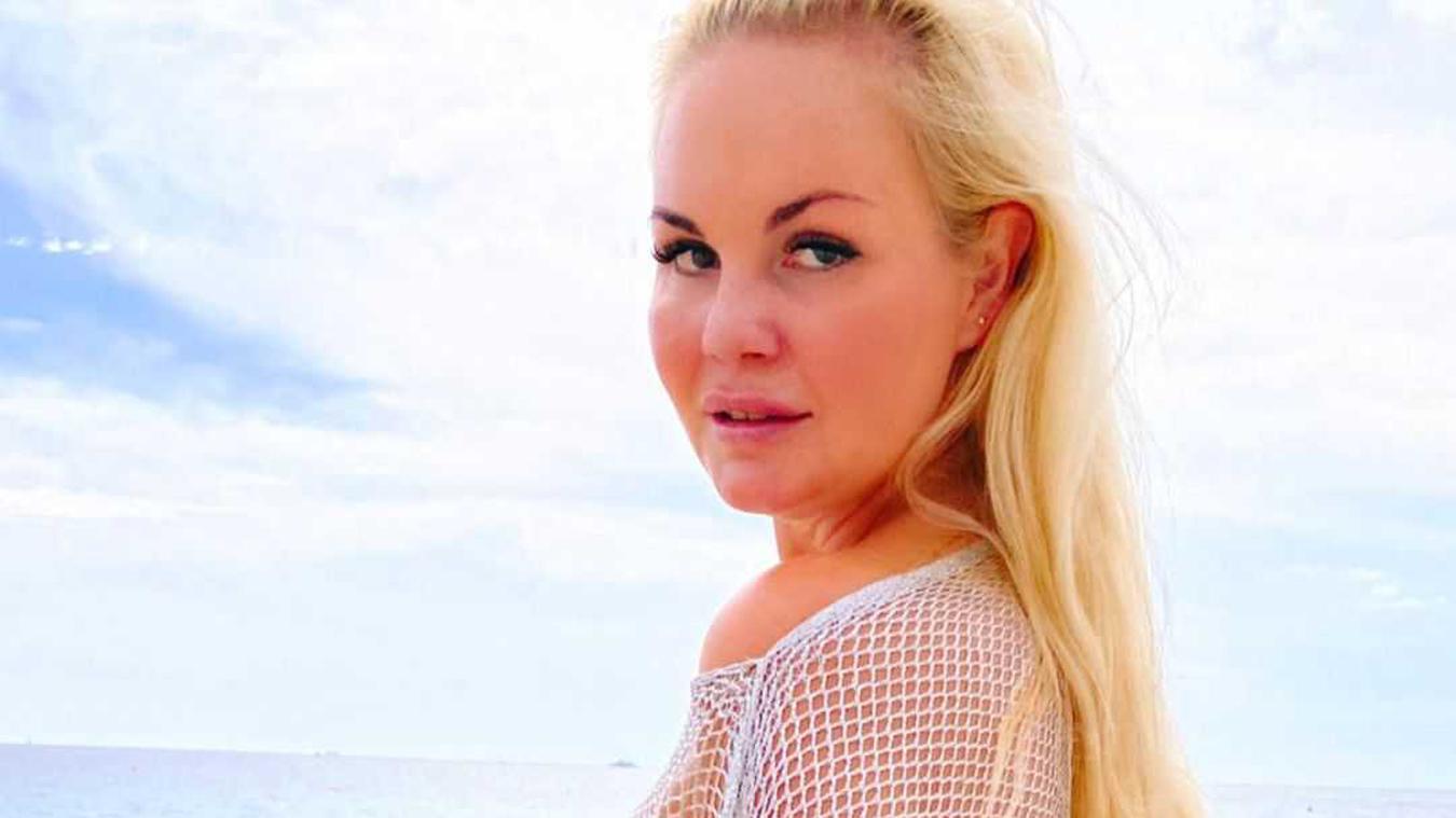 Lesley-Ann Poppe verrast volgers met doorzichtige outfit: «Mooie ...