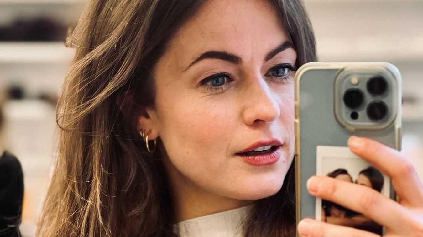 Frances Lefebure is halfweg de zwangerschap en deelt foto: «Wat een ...