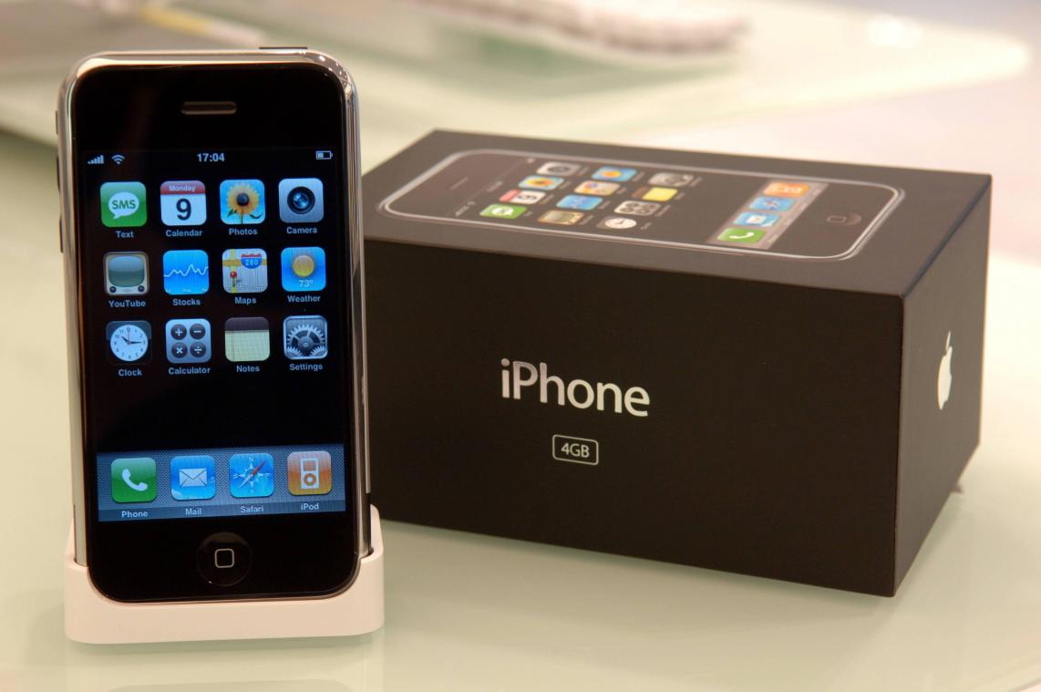 iPhone van eerste generatie uit 2007 gaat voor DIT hallucinante bedrag ...