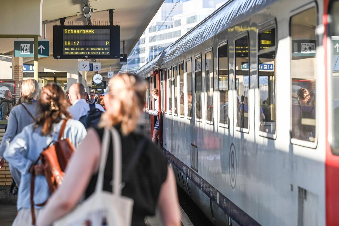 NMBS wil tegen 2032 30% meer treinreizigers vervoeren: «Meest ...