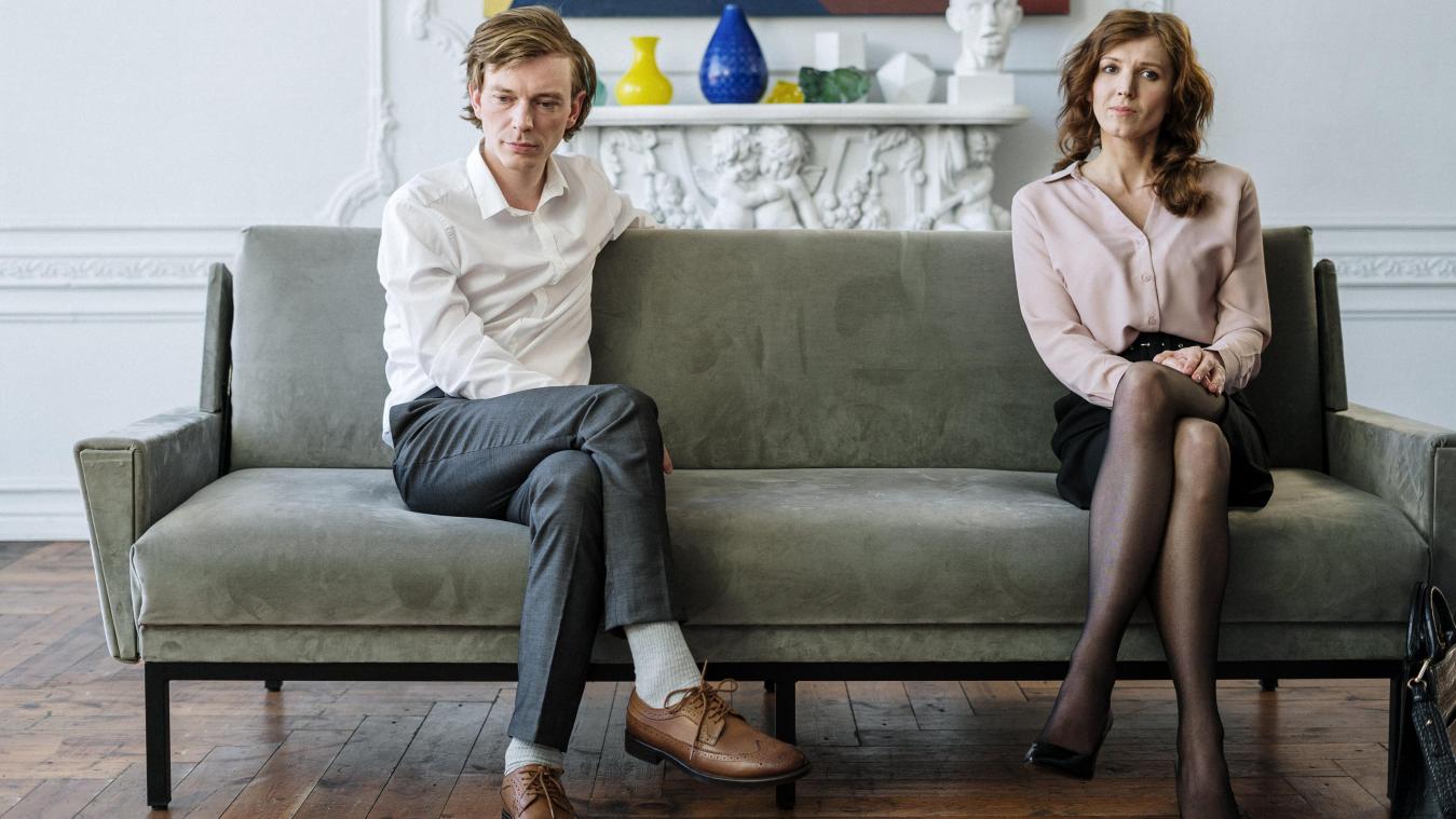 Vrouw klaagt ex-man aan voor discriminatie nadat hij «haar verliet voor ...